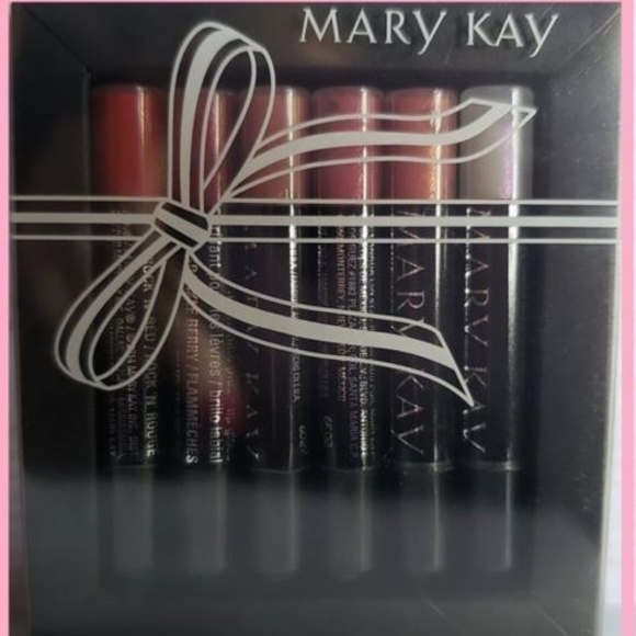 Mary Kay | Makeup | Mary Kay Signature Mini Lip Gloss Set Of 6 Lip ...